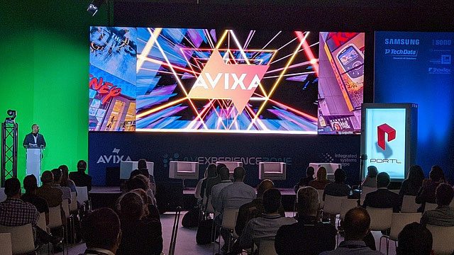 Stackable 'holobricks' can make giant 3D images | AVIXA Xchange