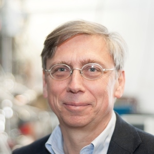 Ulrich Höfer | Research Communities by Springer Nature